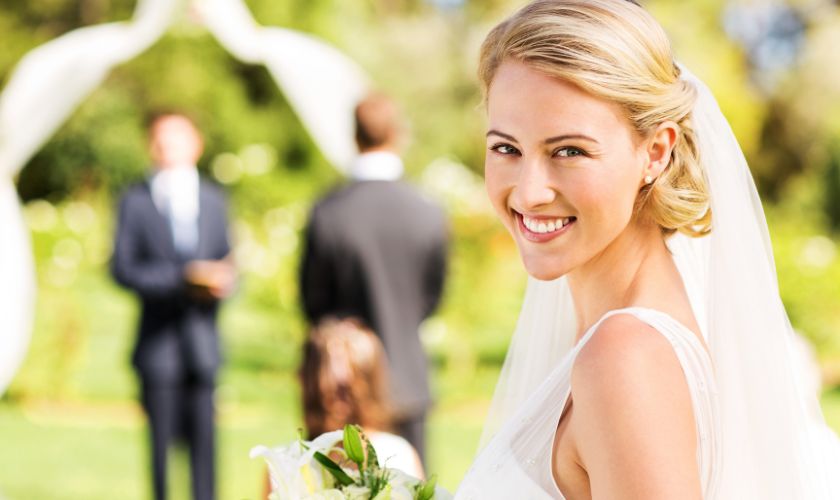 Wedding Smile Secrets: Shine Bright on Your Big Day